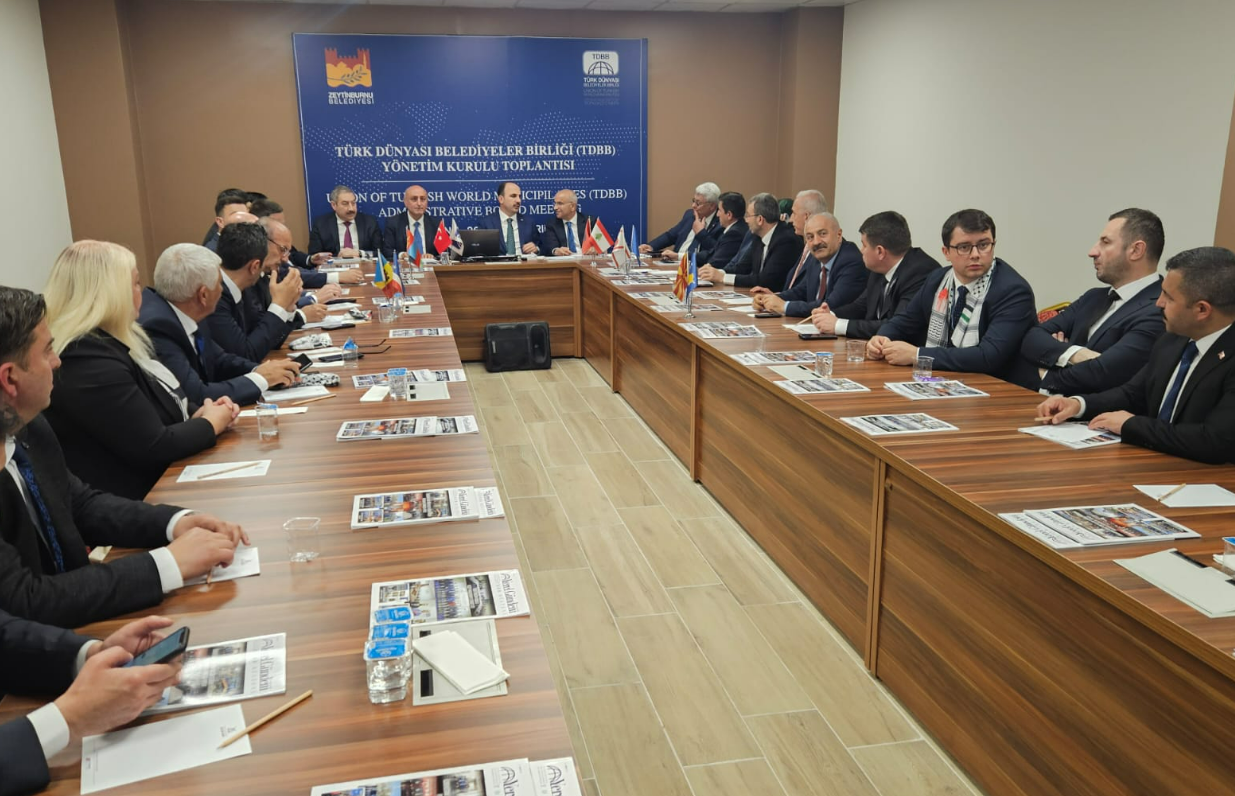 Özçınar, TDBB Yönetim Kurulu ve Genel Kurulu’na katıldı - Kıbrıs Manşet ...